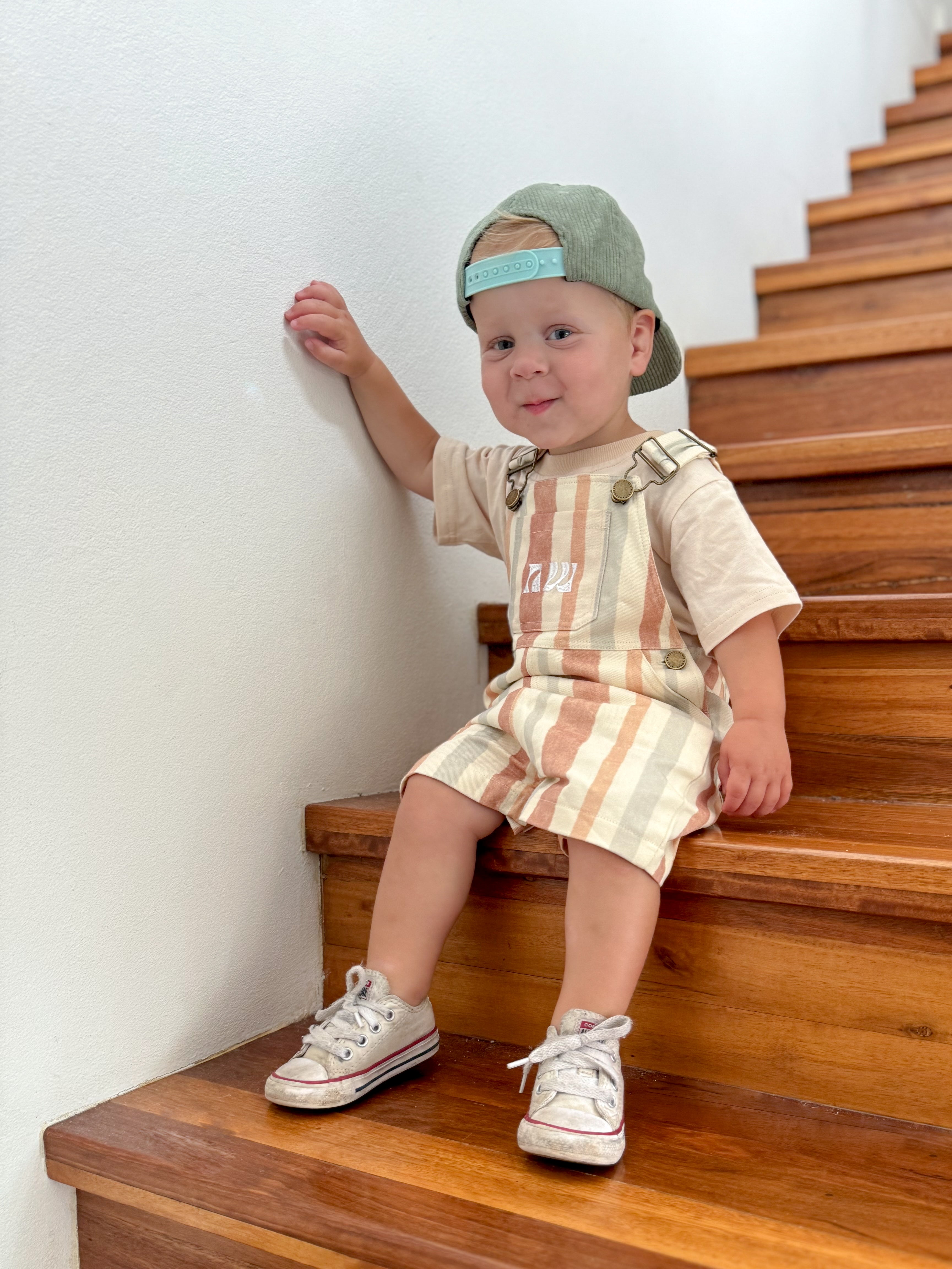 August & Wren – August & Wren